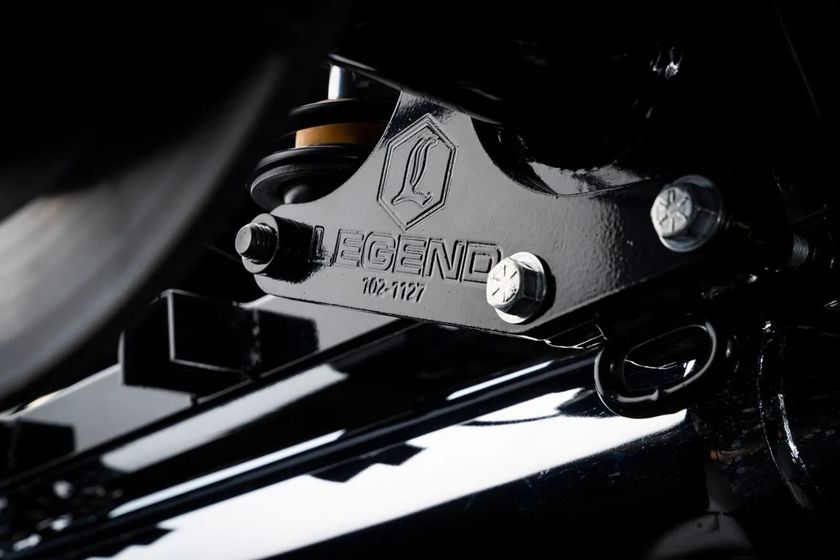 Booster seat Legend Suspensions Lift kit - Motoblouz.com