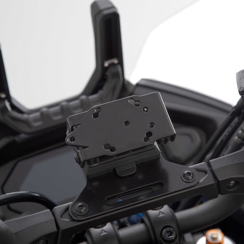Support GPS SW-MOTECH - pontet de guidon - Adaptateur et chargeur ...